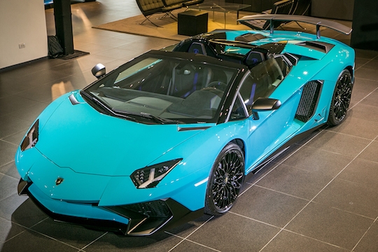 Lambo LP 750-4 Superveloce首現台灣 - 車壇新聞 - 購車王