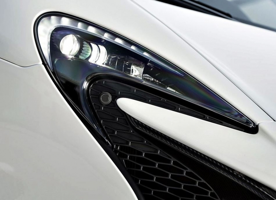 全新「4.0L V8」雙渦輪引擎上身，超跑「閃電」後繼傳人McLaren「P14」，將一舉飆破「720ps」狂爆馬力！ - 車壇新聞 - 購車王